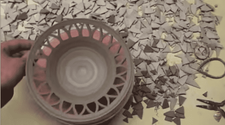 A Beginner's Guide to Making Clay Slip - The Ceramic School