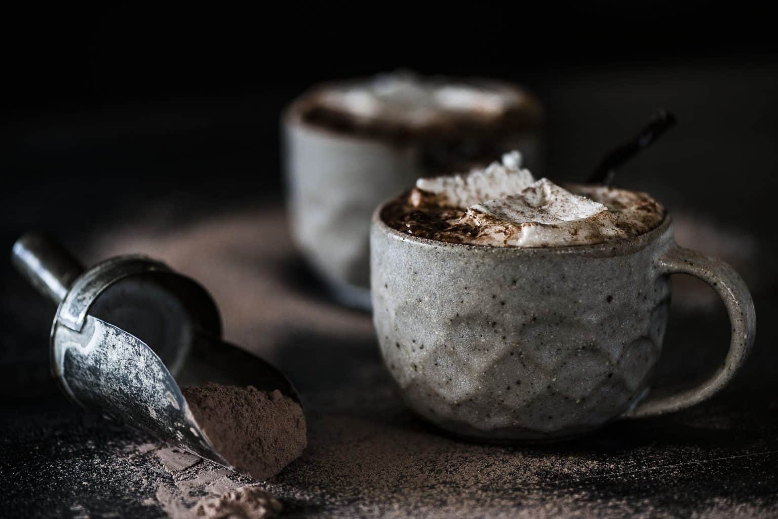 Sophie Moran - How to make a faceted cup. - The Ceramic School