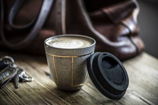 Sophie Moran - How to make a faceted cup. - The Ceramic School