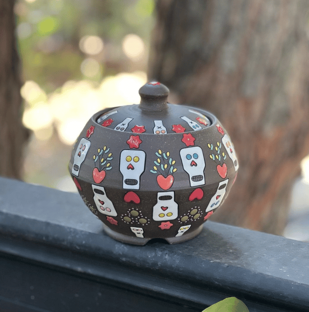 Haunting Halloween Themed Pottery to inspire you! - TCS