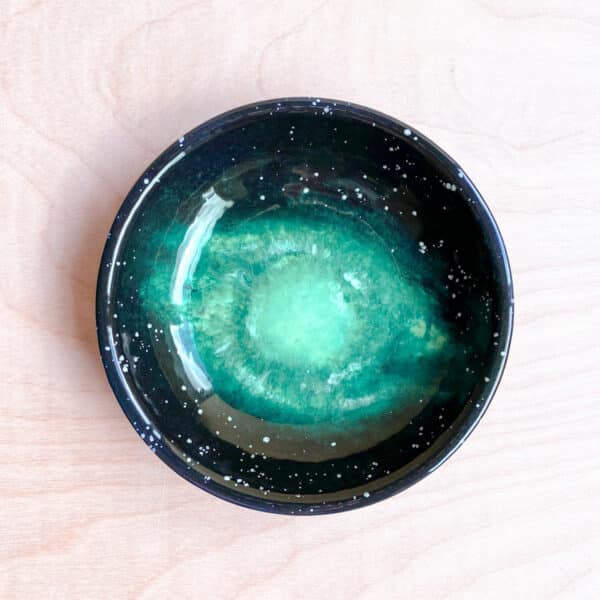 Amy Rae Hill - How to paint a space teapot - The Ceramic School