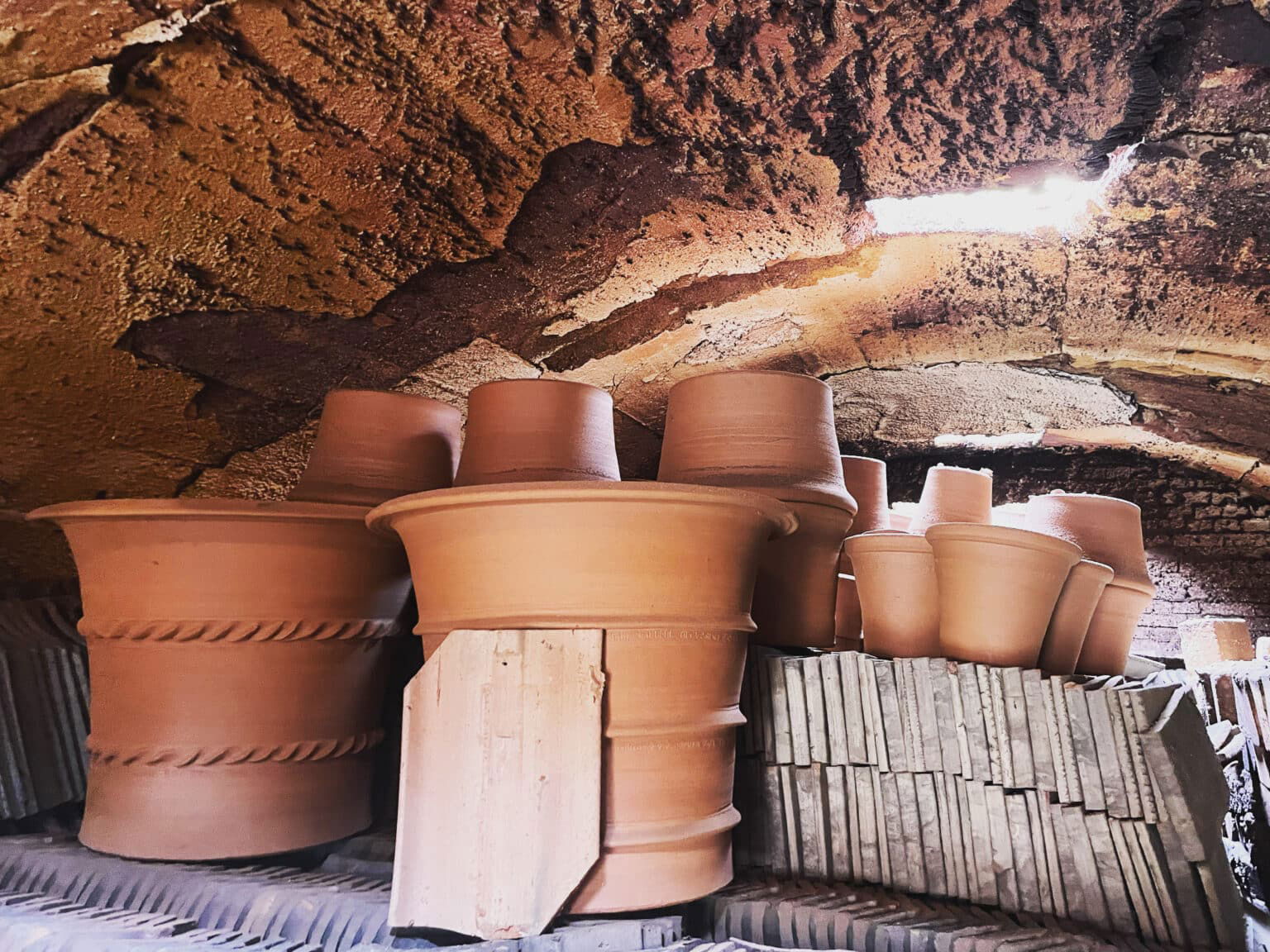 Gabriel Nichols - Large Traditional Flowerpots - The Ceramic School